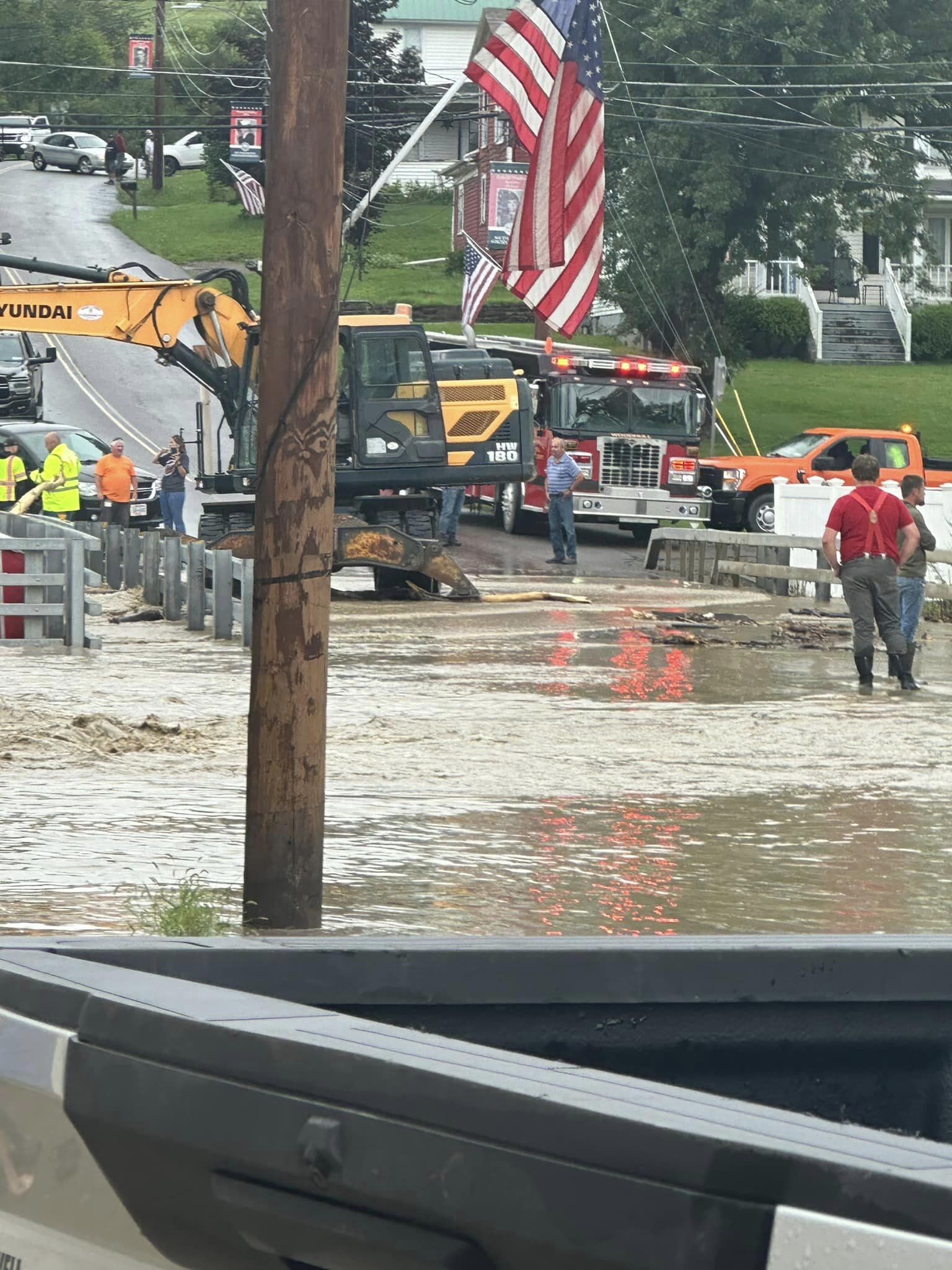INCREDIBLE FLOOD VIDEOS and PHOTOS: John Anderson reports nationally on ...