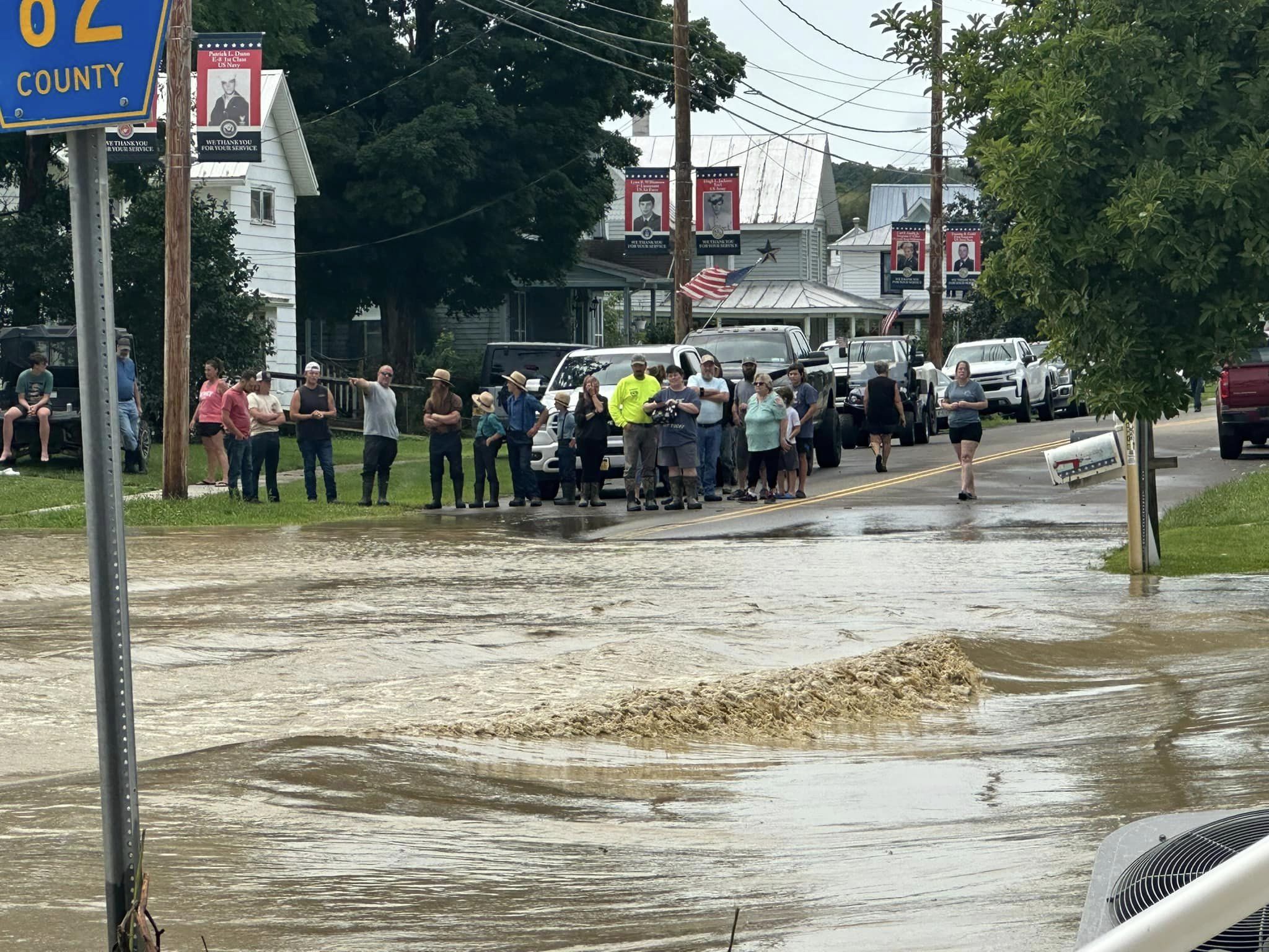 INCREDIBLE FLOOD VIDEOS and PHOTOS: John Anderson reports nationally on ...